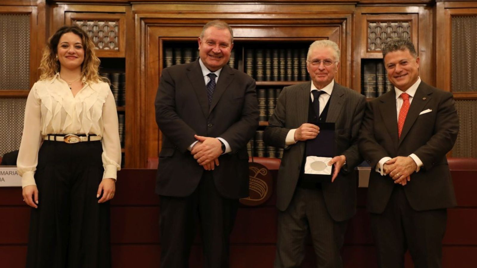 Giuseppe Novelli riceve il premio Ambasciatori d’Eccellenza – Facoltà ...